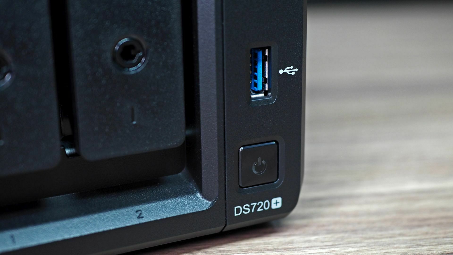 【VG開箱】全能備份、娛樂中心 Synology DS720+ - Valor Gears